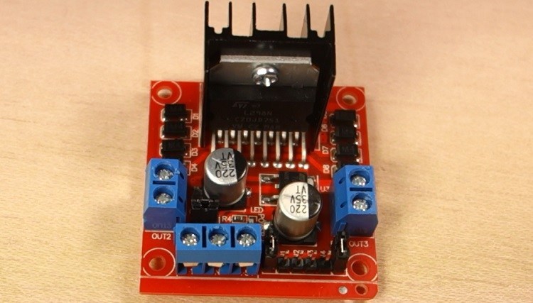 ESP32 with DC Motor and L298N Motor Driver – Control Speed and Direction